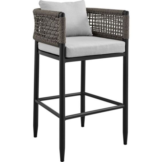 Outdoor & Patio Bar Stools | Barbeques Galore